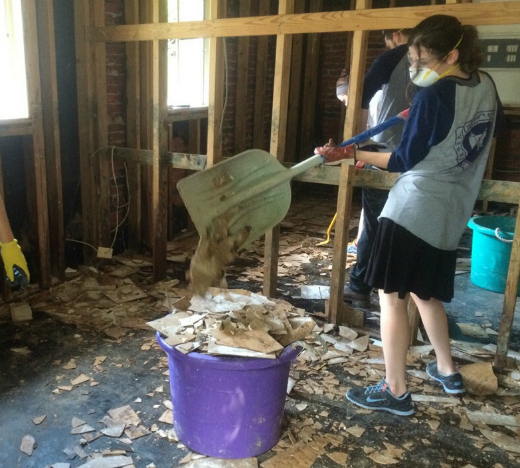 Students Provide Louisiana Flood Relief
