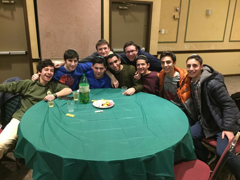 Juniors Make a Splash on their Grade Trip